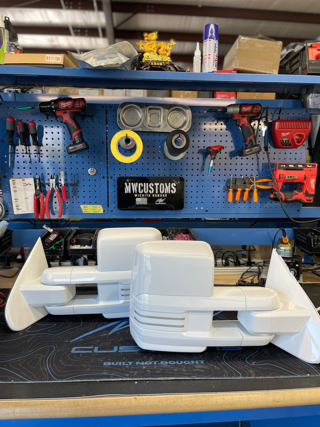 CUSTOM GM TOW MIRRORS 88-19 – MwCustoms Inc.